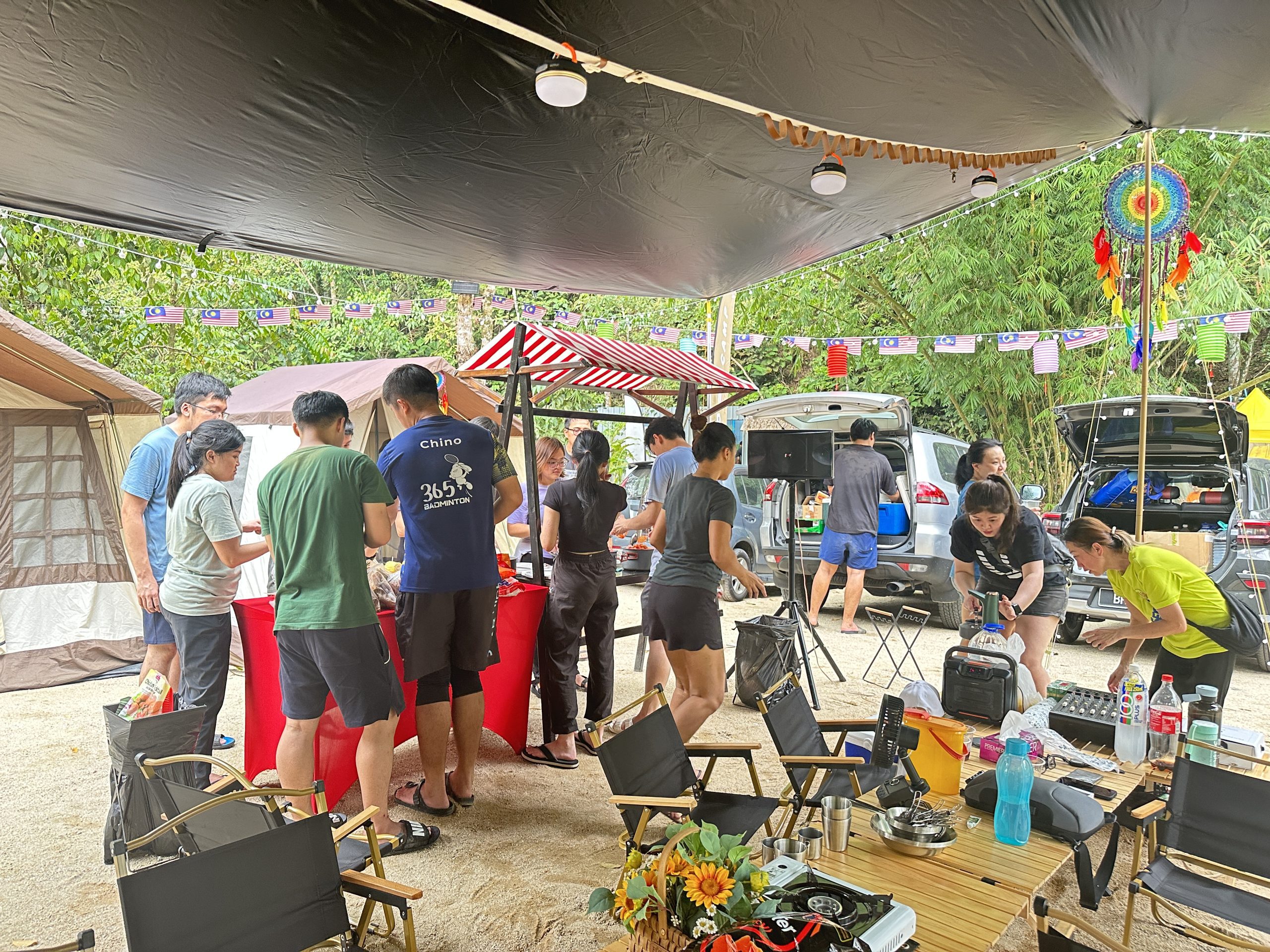 Glamping Team Building Package in Malaysia | Rainbow Camp Malaysia