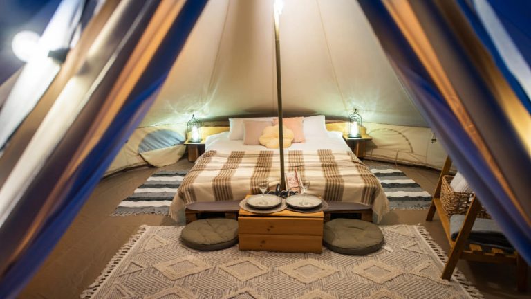 Glamping Checklist: Things to Bring For a Glamping Trip – Rainbow Camp